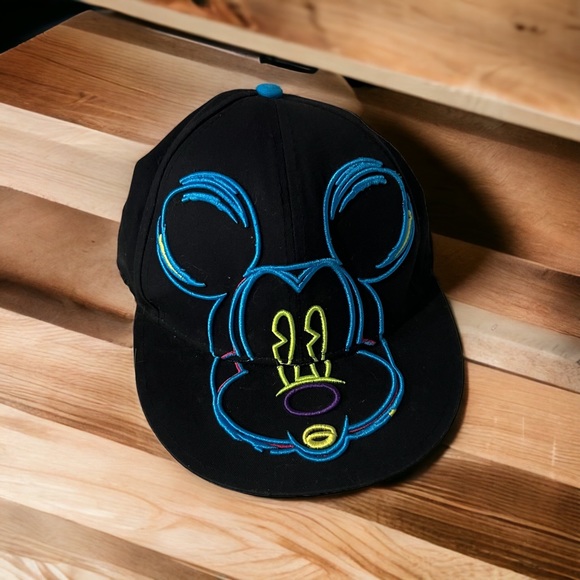 Disney | Accessories | Disney Mickey Mouse Snapback Hat | Poshmark